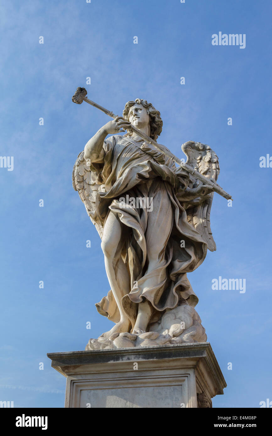 Statue of angel with the sponge hi-res stock photography and images - Alamy