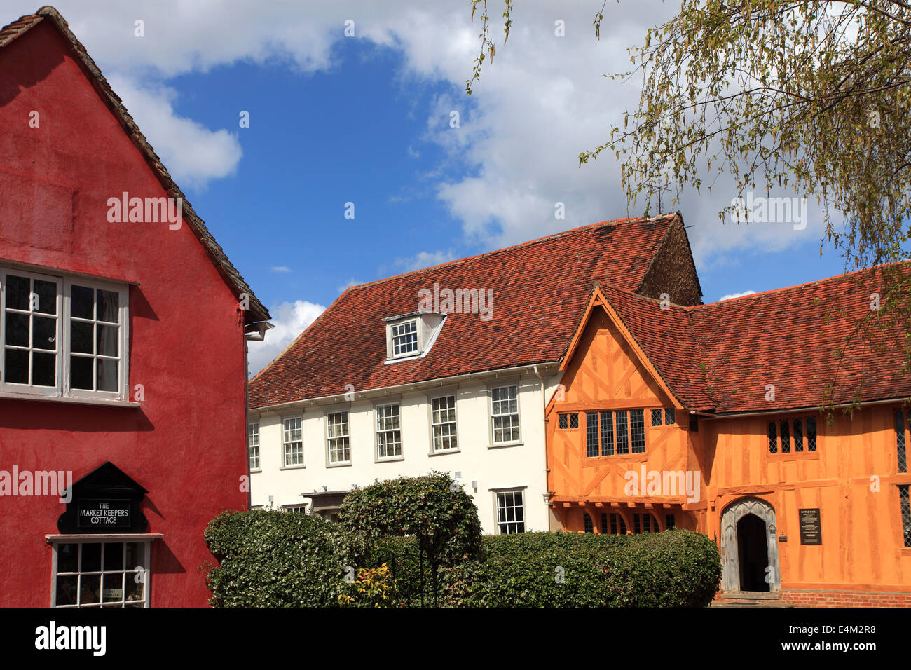 Colorful Half Timber Built Thatched Cottages, Lavenham village, Suffolk ...