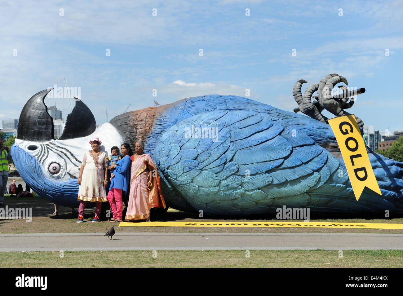 15 meter Dead Parrot in Potters field in London Stock Photo - Alamy