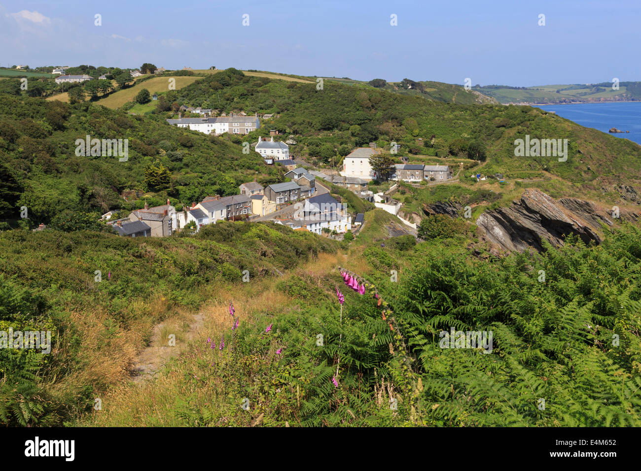 portloe cornwall england uk Stock Photo - Alamy