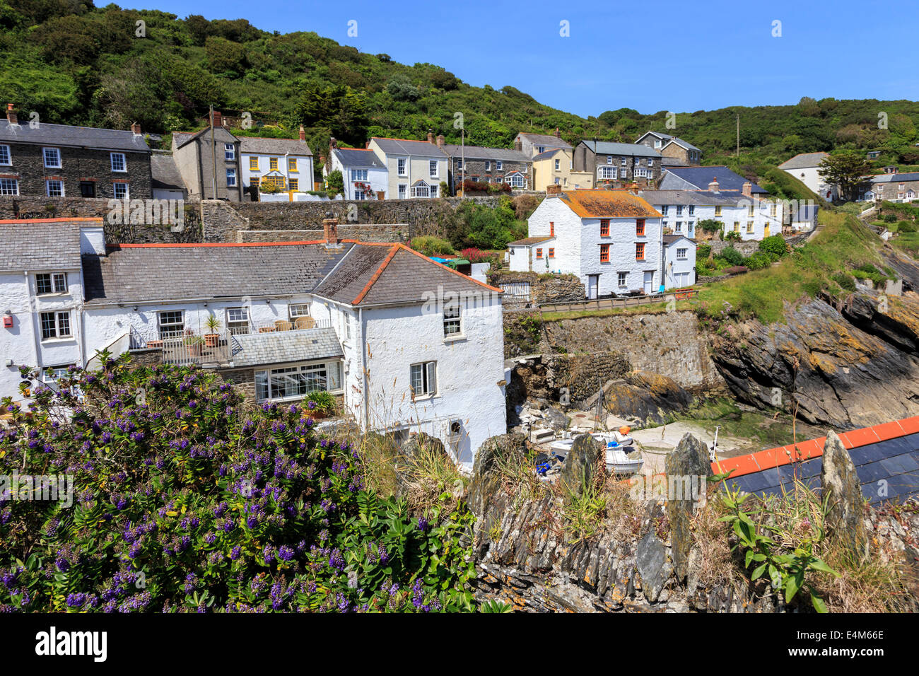 portloe cornwall england uk Stock Photo - Alamy