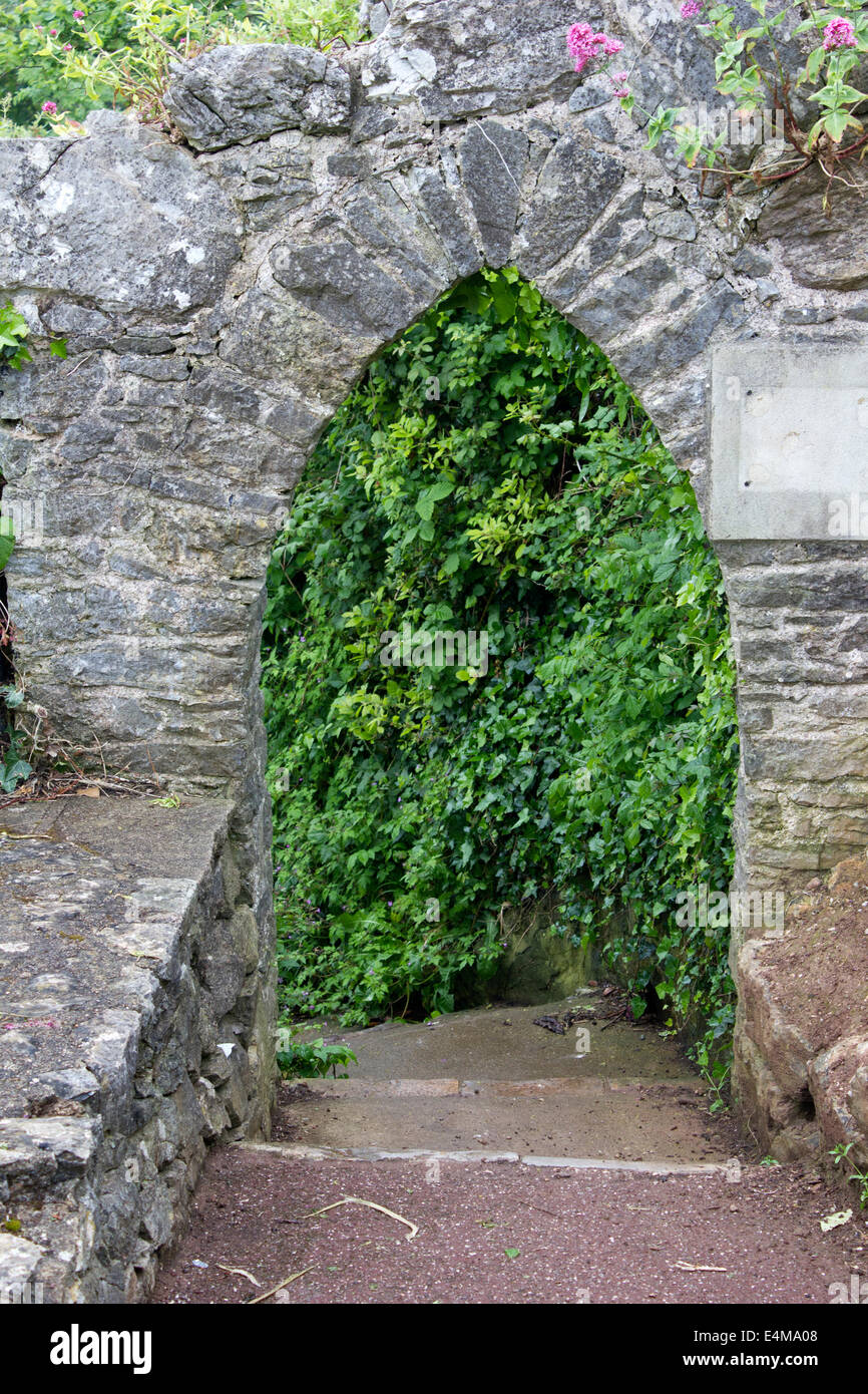Ruin Arch Stone Stock Photos & Ruin Arch Stone Stock Images - Alamy