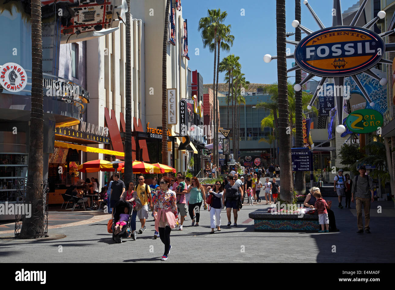 Universal studios los angeles building hi-res stock photography and ...