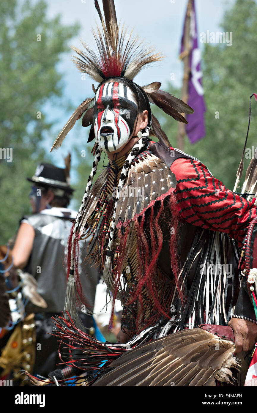 Indigenous people montreal hi-res stock photography and images - Alamy