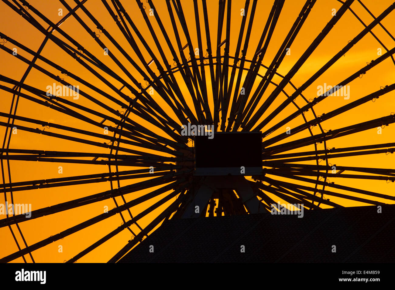 Ferris wheel at sunset, Pacific Park, Santa Monica Pier, Santa Monica ...