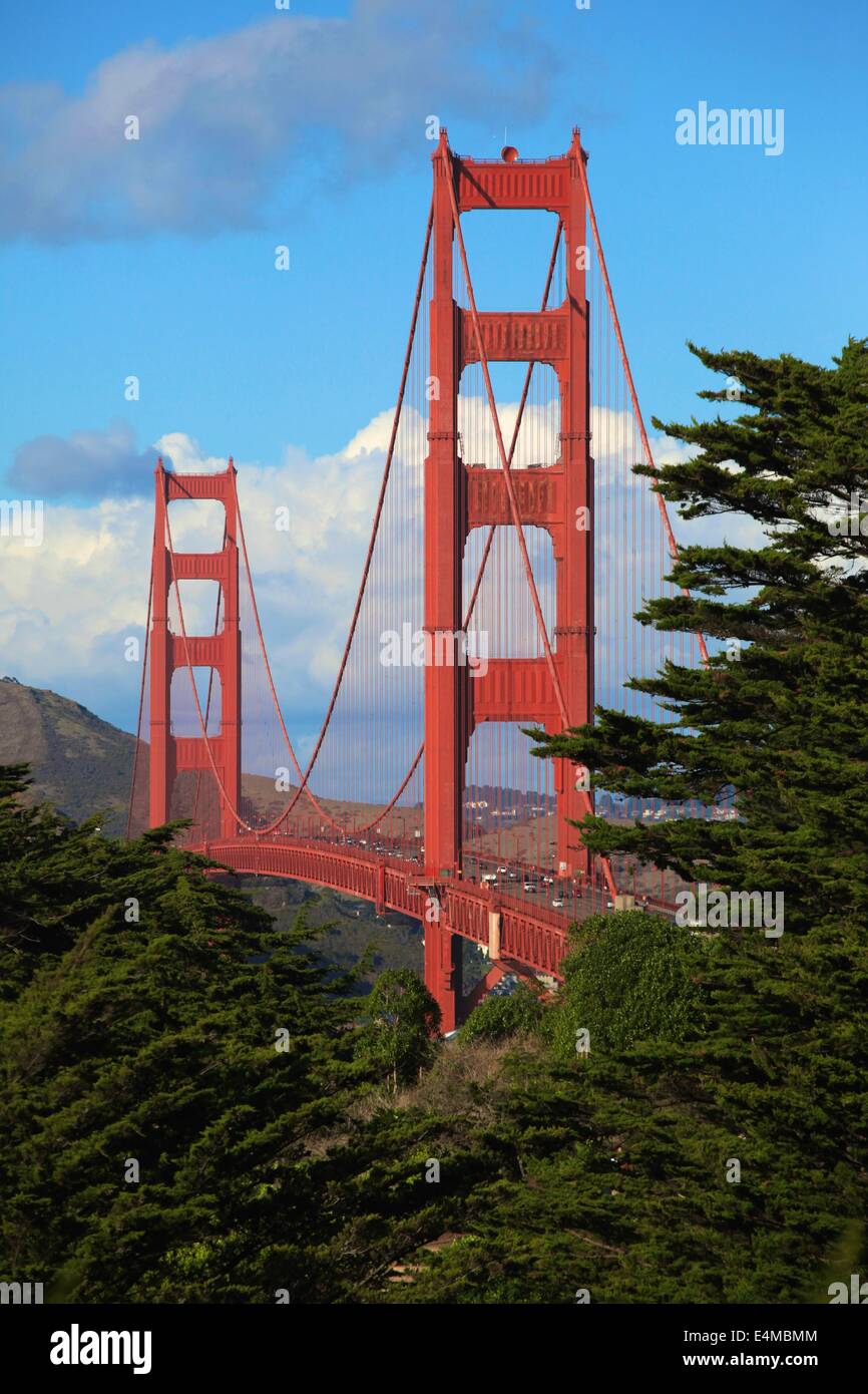 Shot at gate hi-res stock photography and images - Alamy