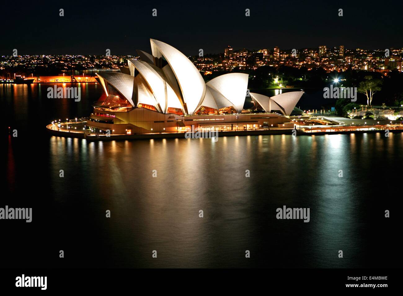 Sydney opera house in sydney hi-res stock photography and images - Alamy