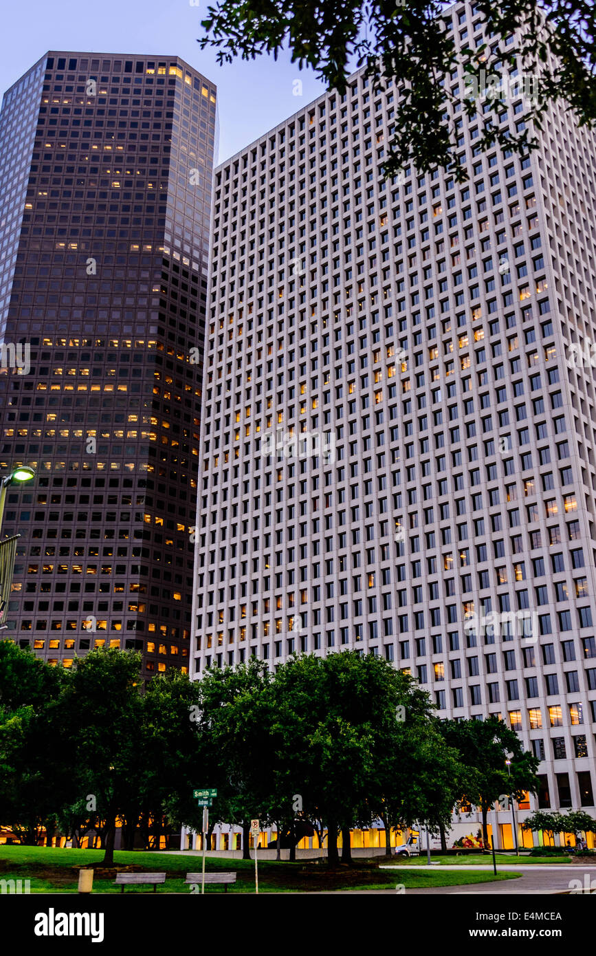Buildings and streets in urban Downtown Houston Stock Photo - Alamy