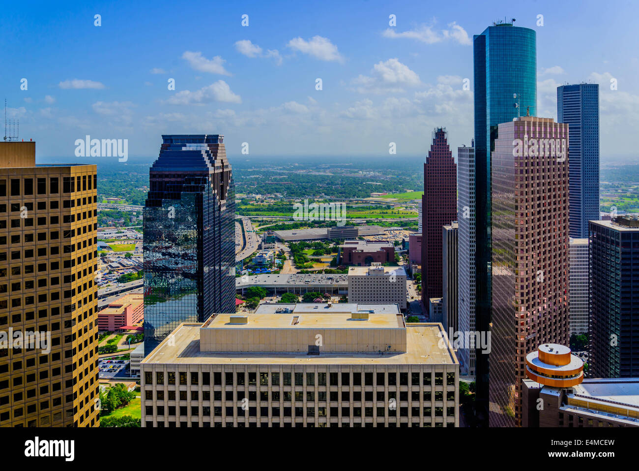 Buildings and streets in urban Downtown Houston Stock Photo - Alamy