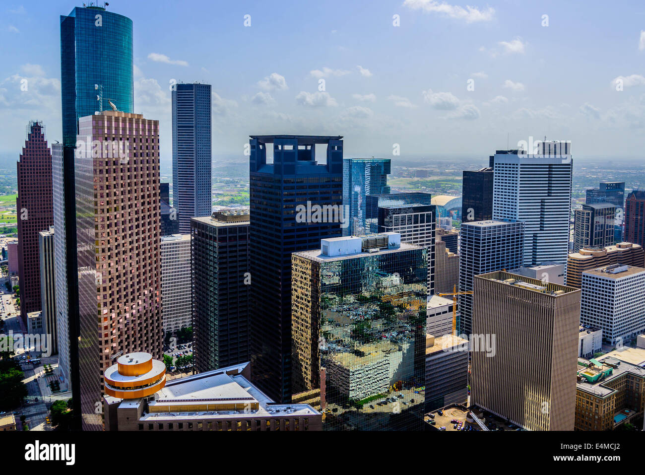 Buildings and streets in urban Downtown Houston Stock Photo - Alamy