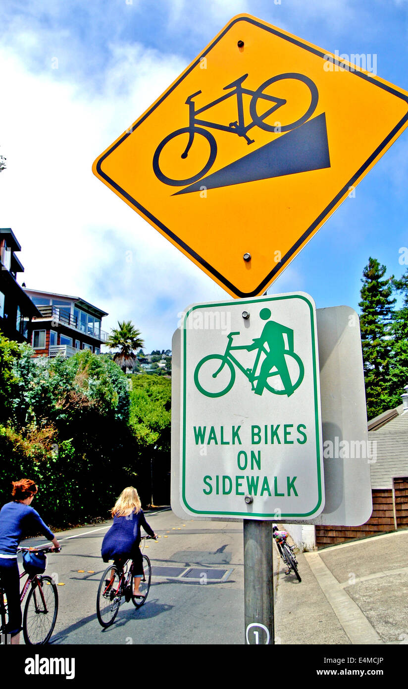 Usa sidewalk sign hi-res stock photography and images - Alamy