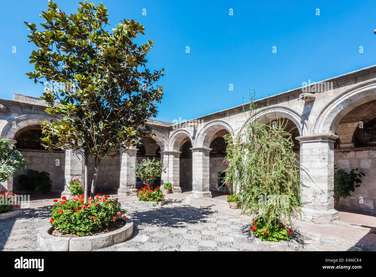 patio inside Santa Catalina monastery in the peruvian Andes at Arequipa ...