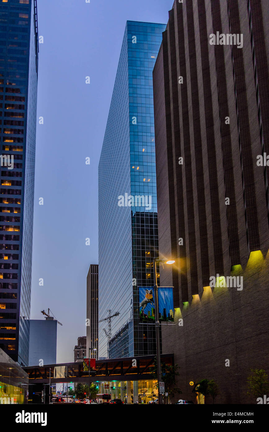 Buildings and streets in urban Downtown Houston Stock Photo - Alamy
