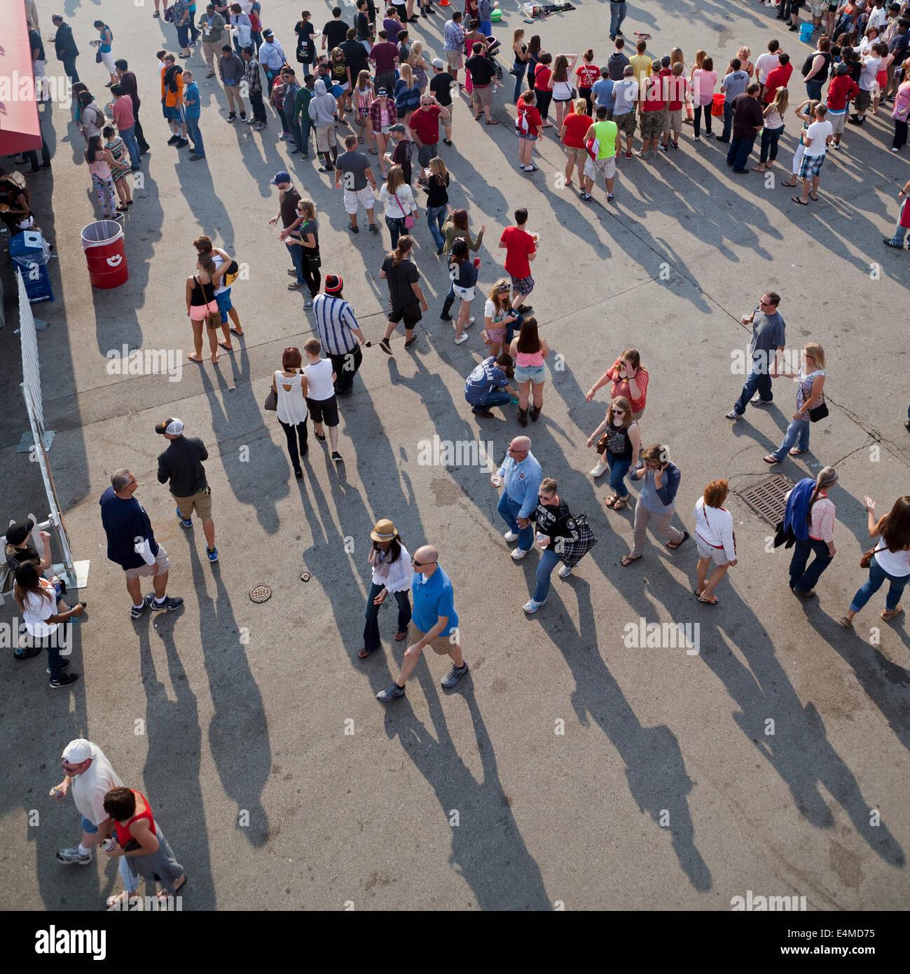 People at Summerfest in Milwaukee, Wisconsin, USA Stock Photo - Alamy