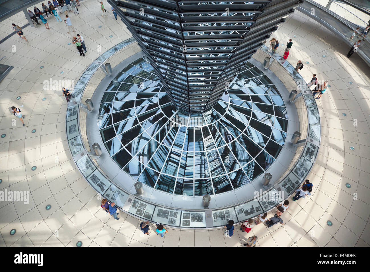 Reichstag dome of the reichstag hi-res stock photography and images - Alamy