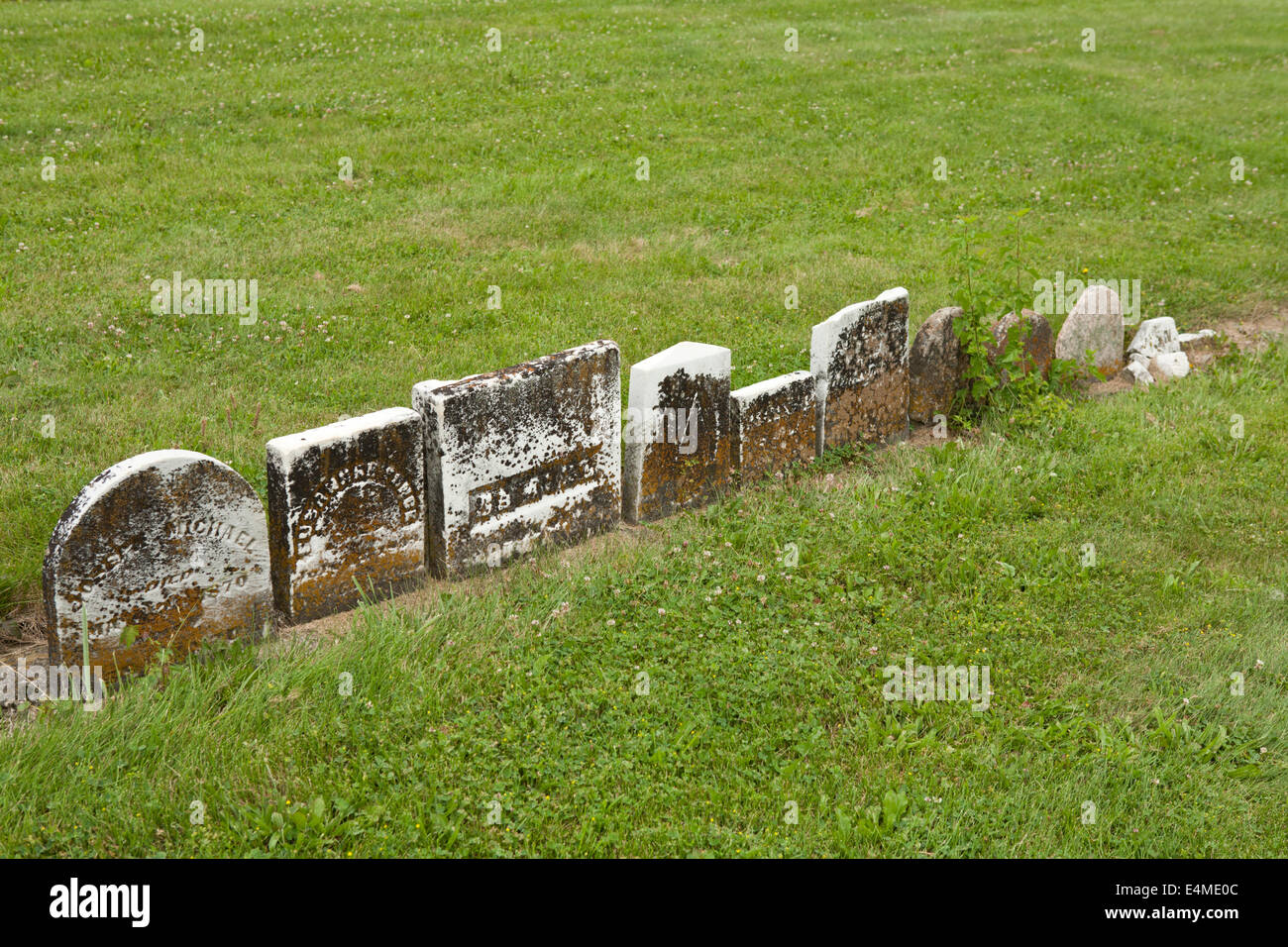 Line restoration hi-res stock photography and images - Alamy