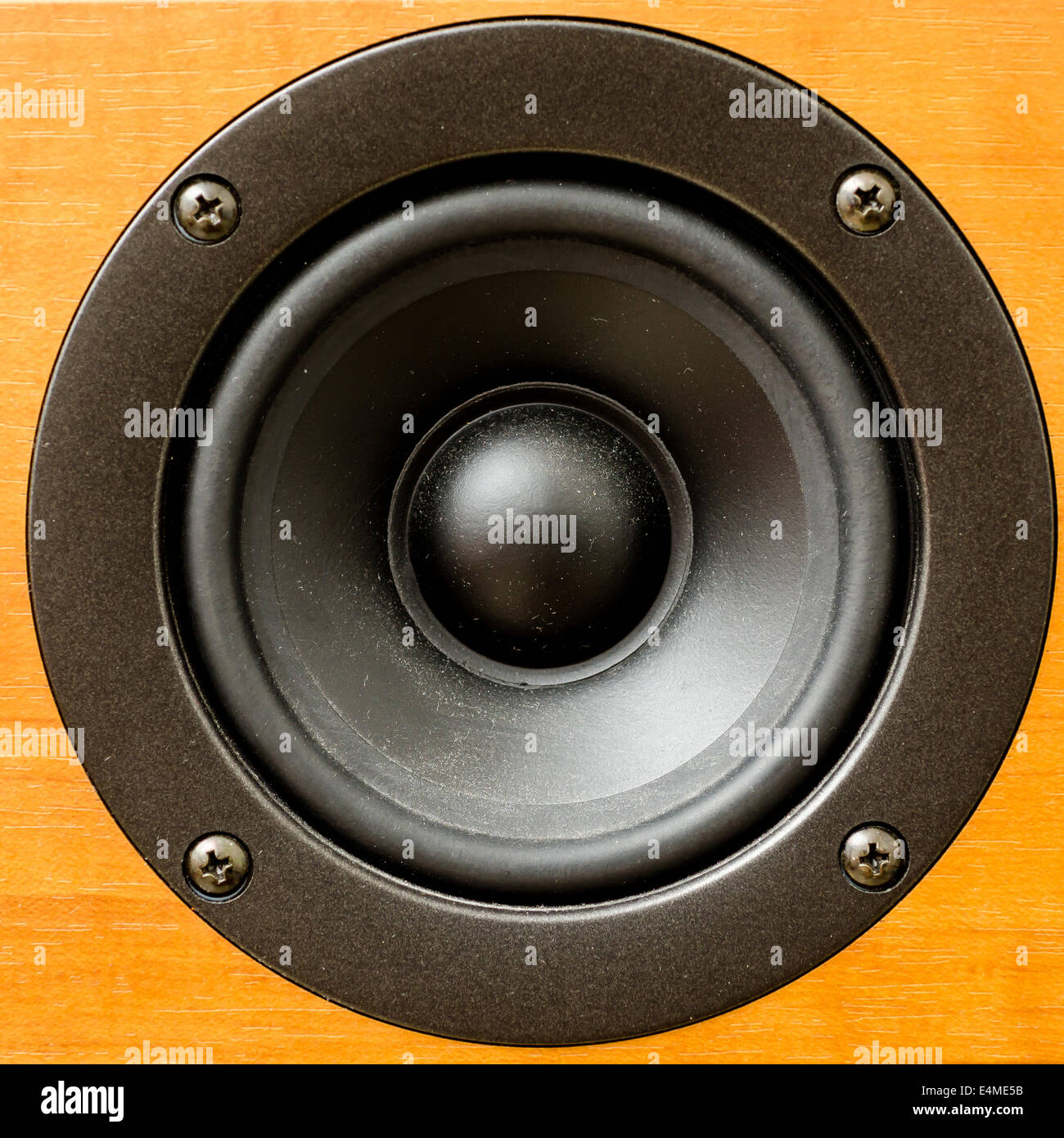 Black high gloss loudspeaker tower hi-res stock photography and images ...