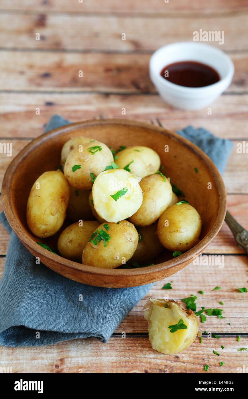 new potatoes with herbs, food closeup Stock Photo - Alamy