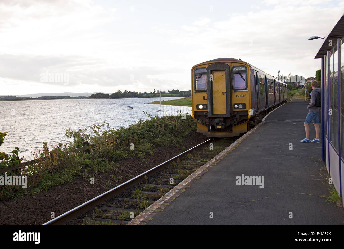 First Great Western Passenger train operating on the Avocet Line at ...