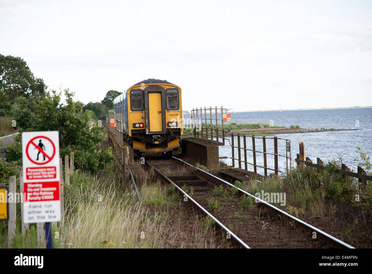 First Great Western Passenger train operating on the Avocet Line at ...