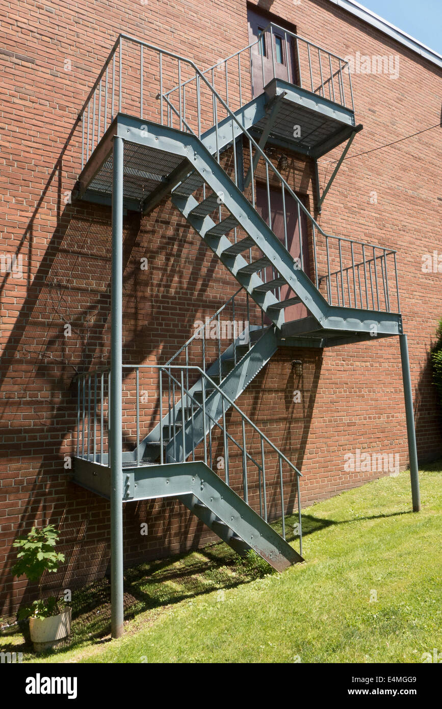 Fire escape attached to building hi-res stock photography and images ...