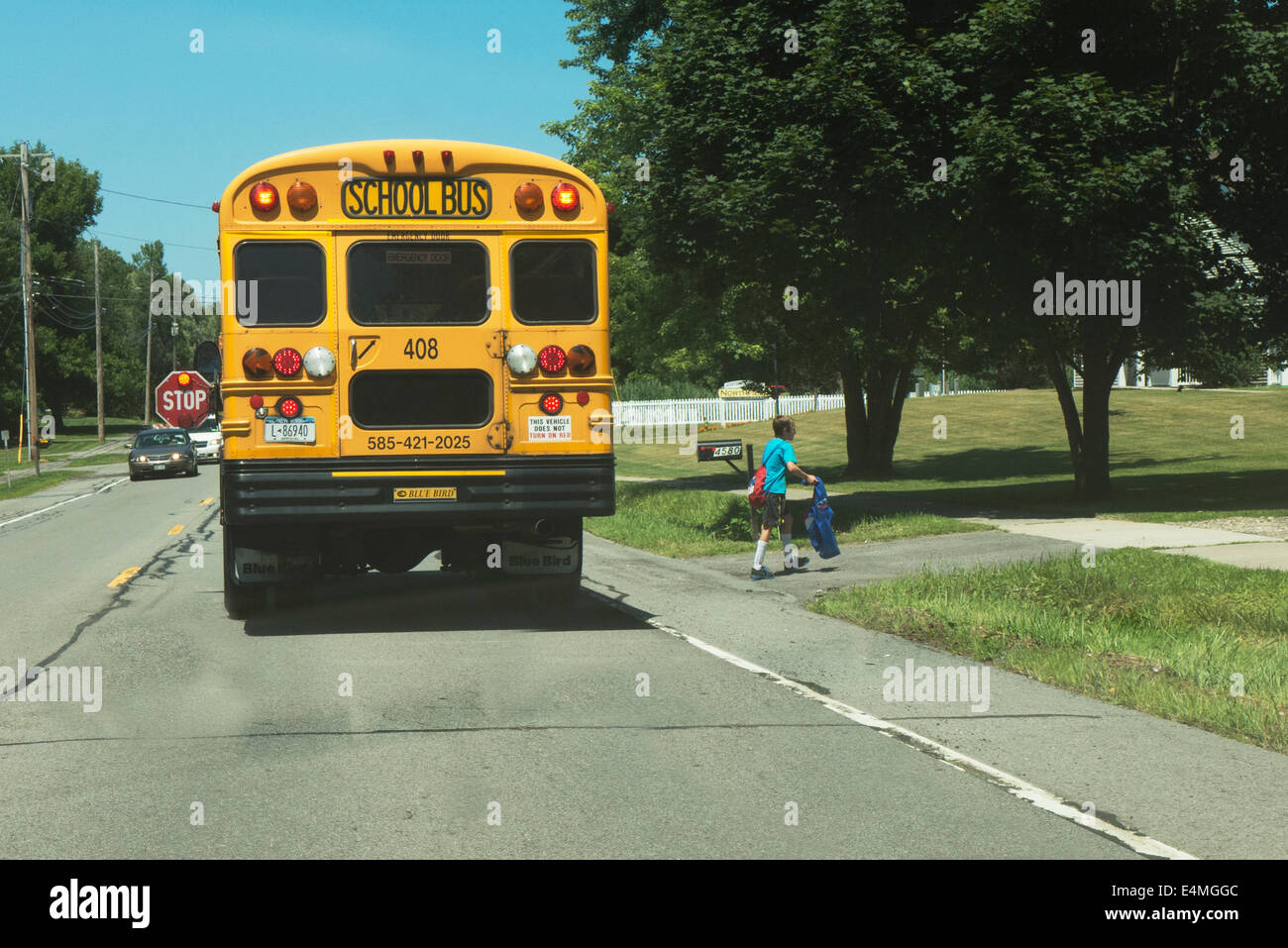 Yellow school bus Stock Photo - Alamy