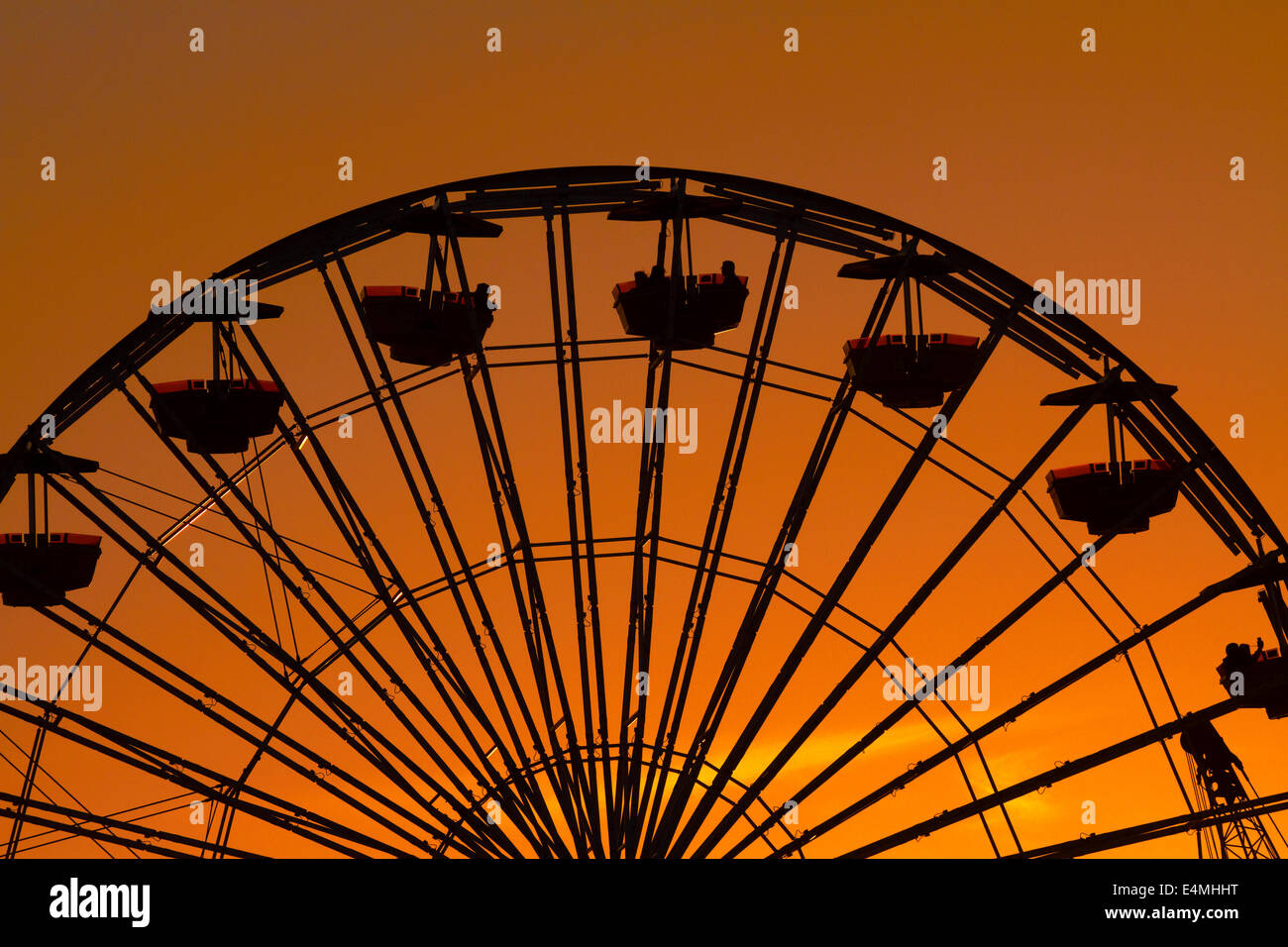 Ferris wheel at sunset, Pacific Park, Santa Monica Pier, Santa Monica ...