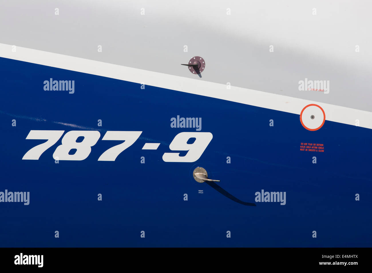 Boeing 787 family hi-res stock photography and images - Alamy