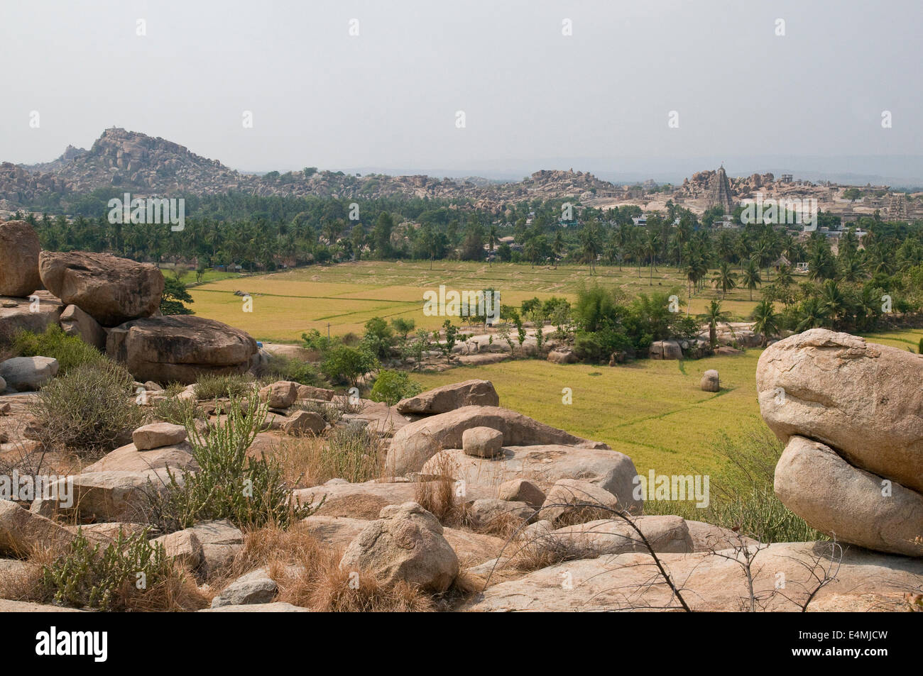 Boulder landscapes in Hampi, Karnataka, India Stock Photo - Alamy
