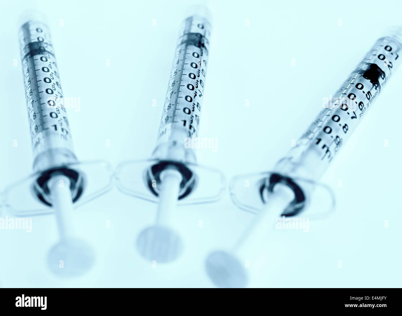 Draw up the injection syringe Cut Out Stock Images & Pictures - Alamy