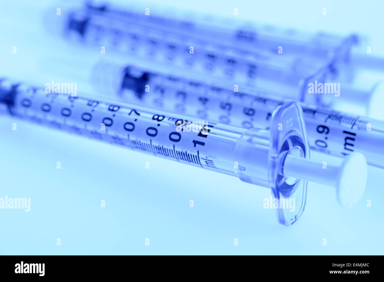 Draw up the injection syringe Cut Out Stock Images & Pictures - Alamy