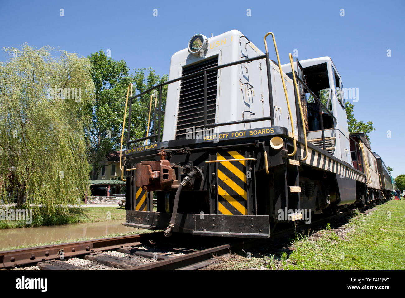 Whitewater Valley Railroad Puget Sound Naval switcher engine dating ...