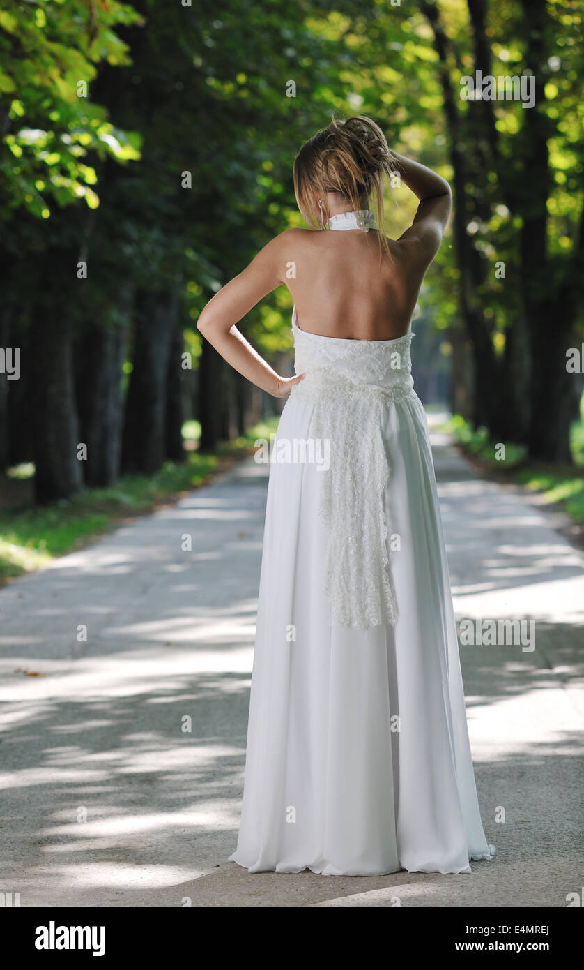 beautiful bride outdoor Stock Photo - Alamy
