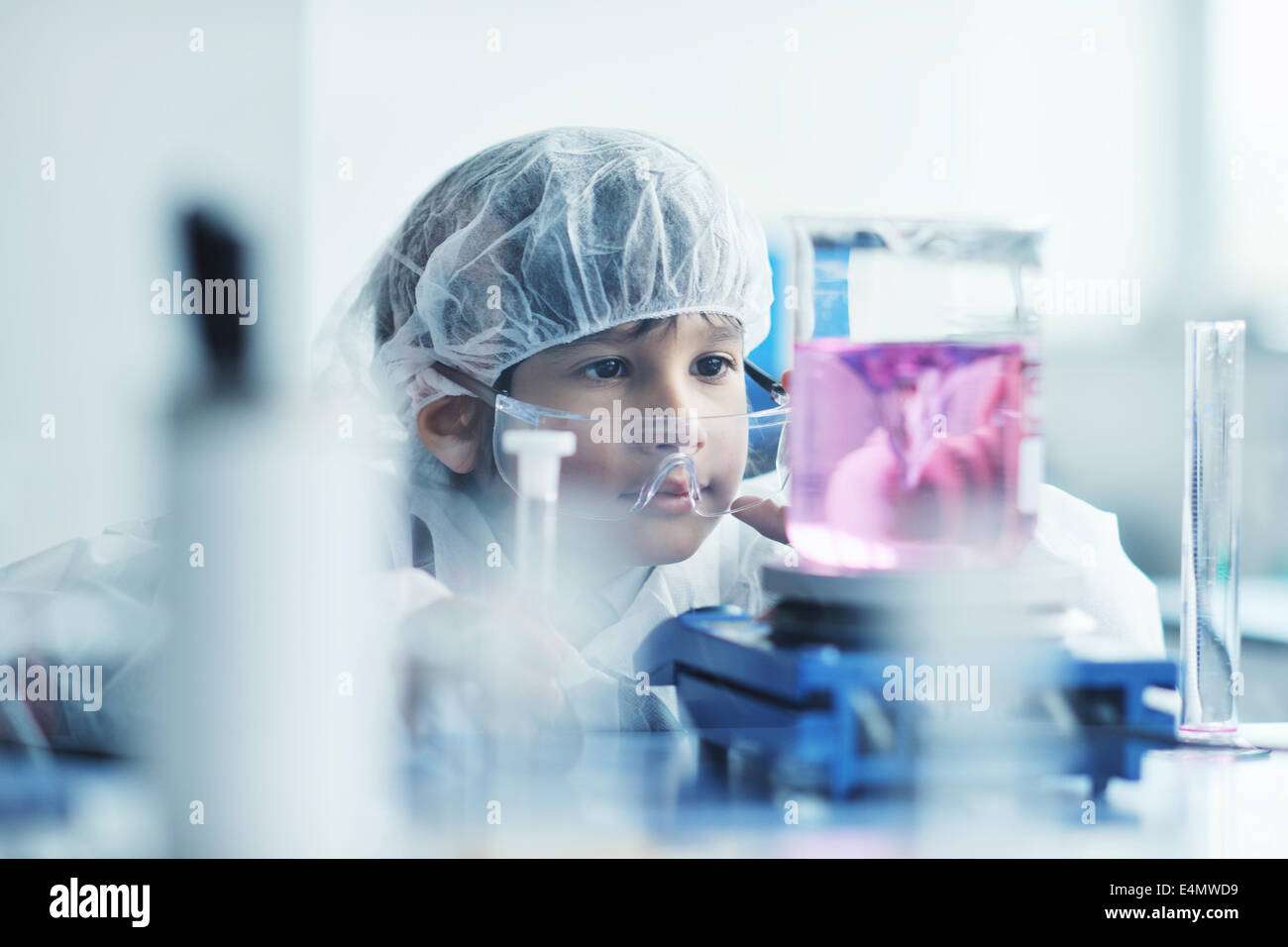 little child scientist in lab Stock Photo - Alamy