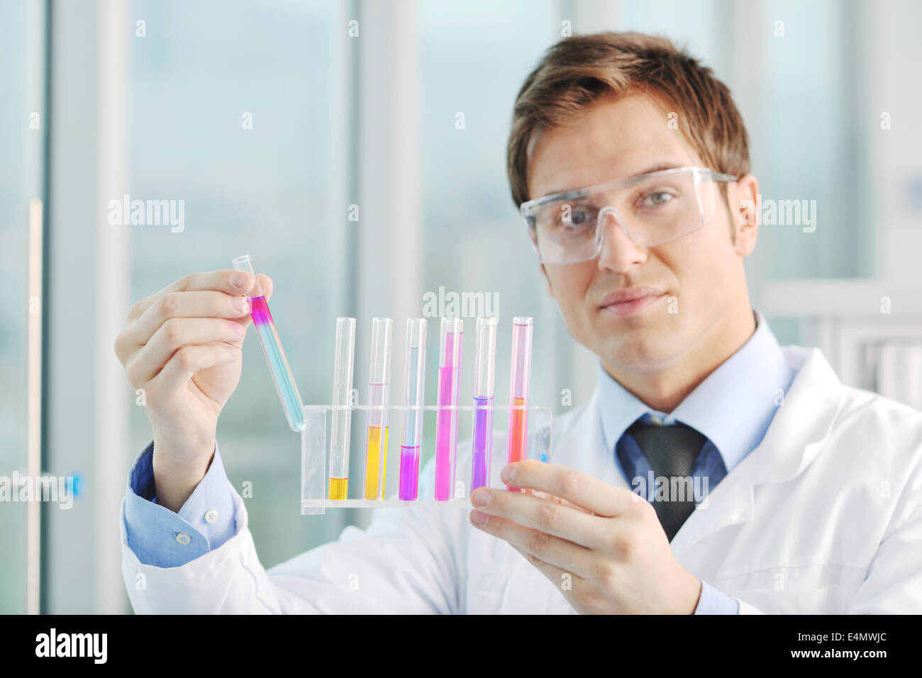 Person research people hi-res stock photography and images - Alamy