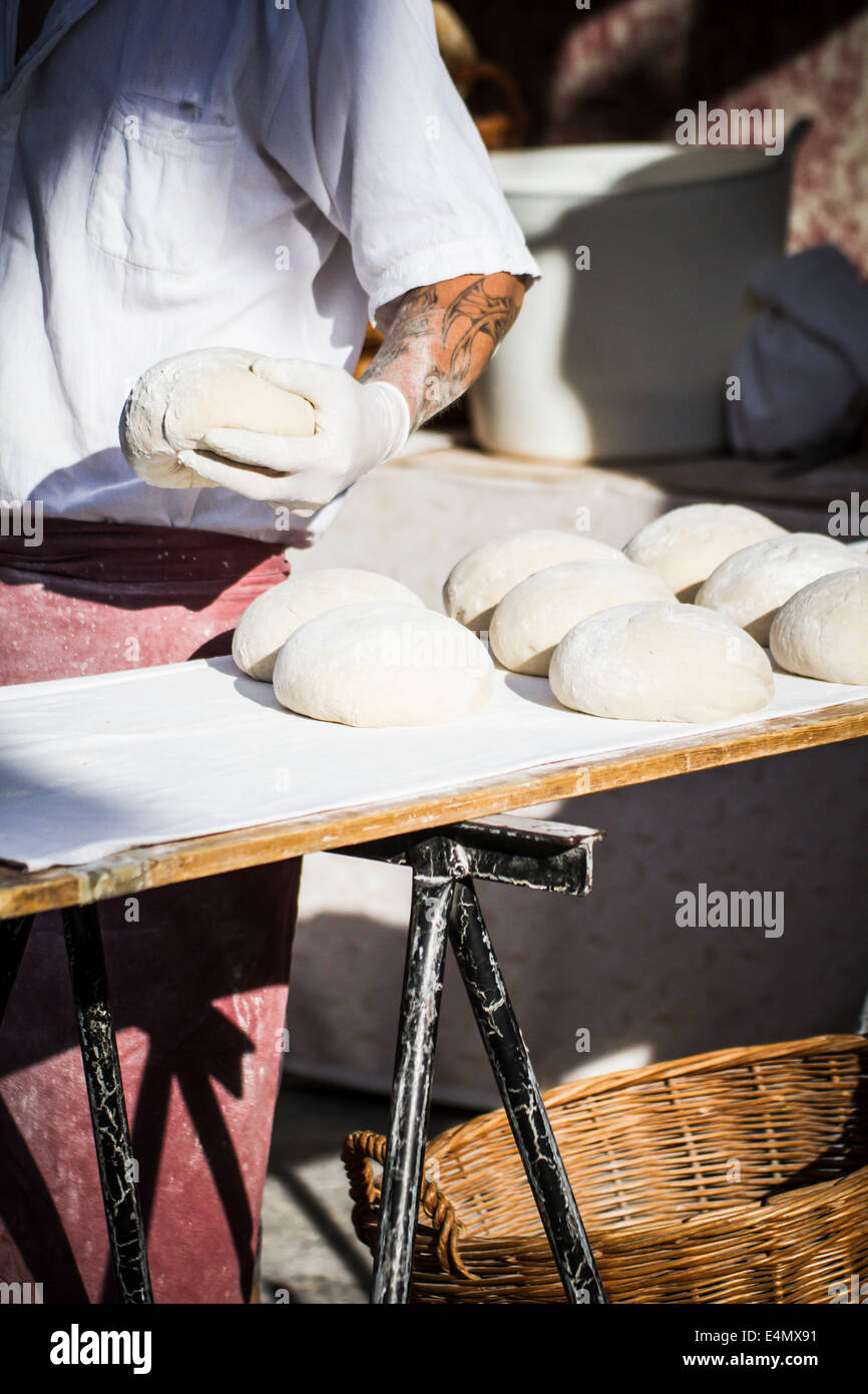 Medieval bread making hi-res stock photography and images - Alamy