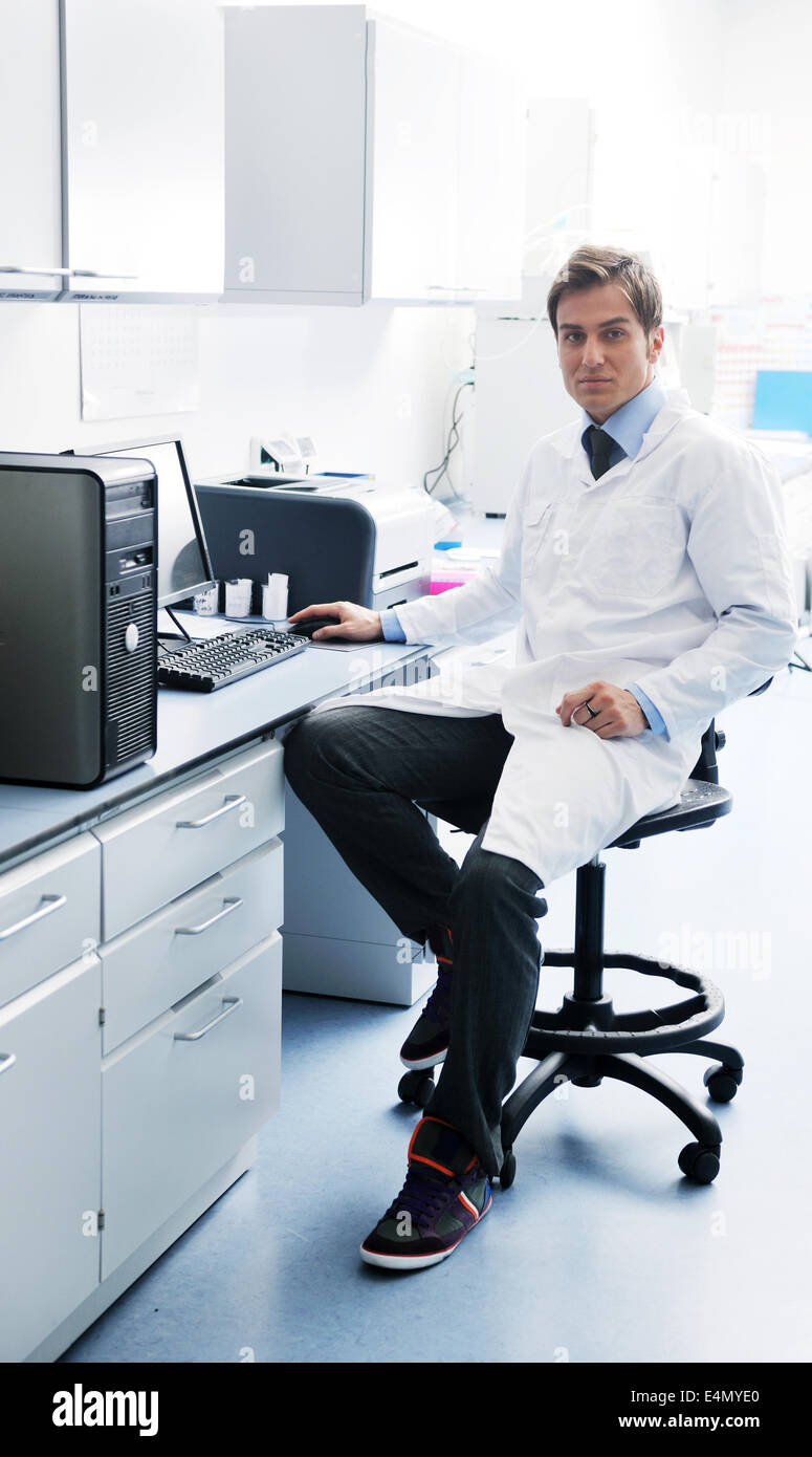 research and science people in laboratory Stock Photo - Alamy