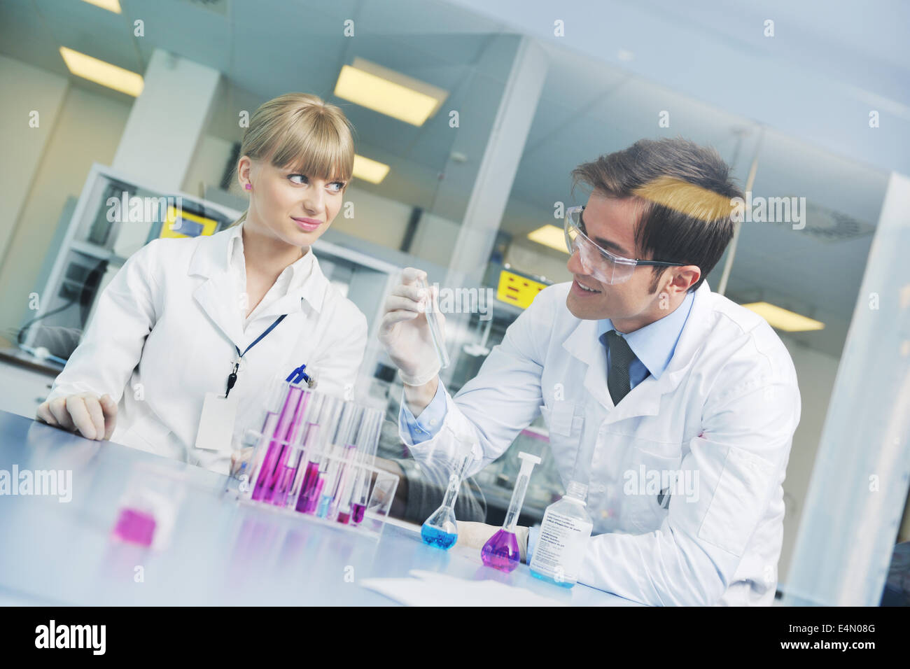 science people in bright lab Stock Photo - Alamy