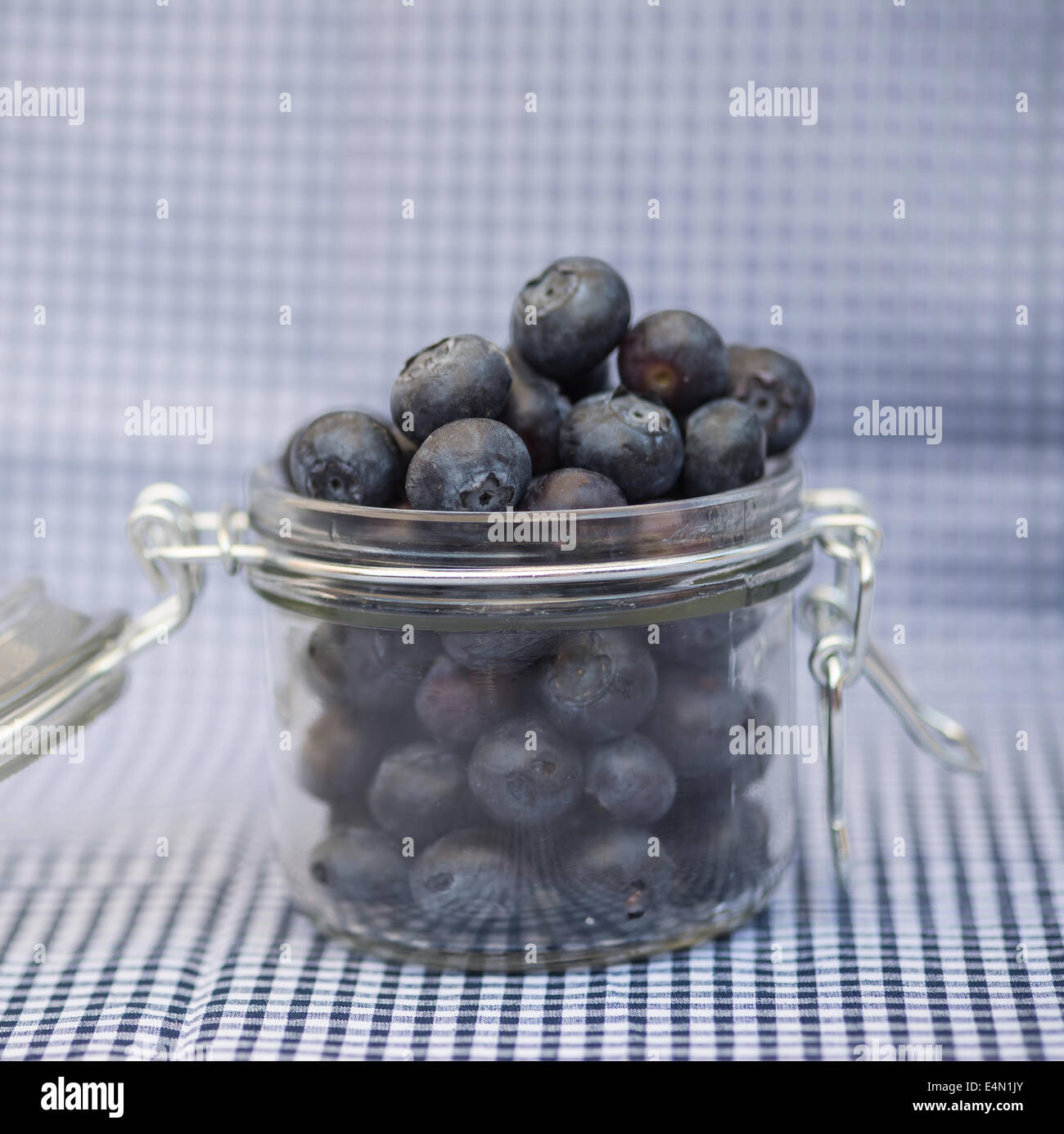 Check fruit in storage hi-res stock photography and images - Alamy