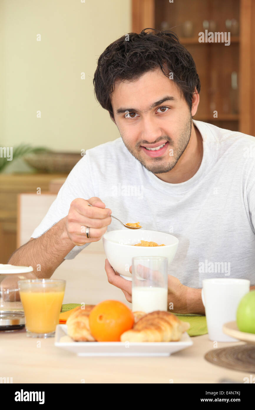 Man eating cereal fitness hi-res stock photography and images - Alamy