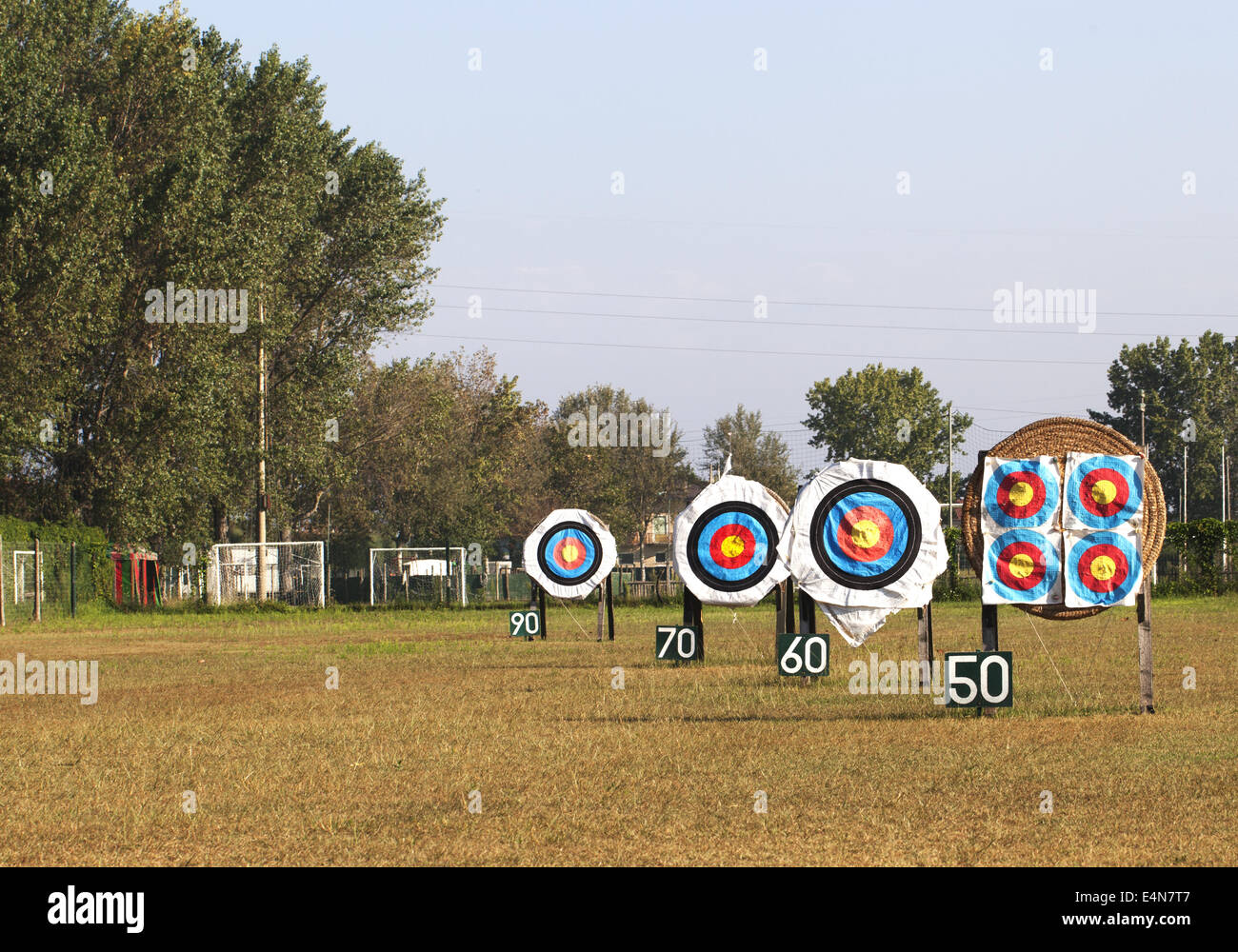 Practice targets hi-res stock photography and images - Alamy