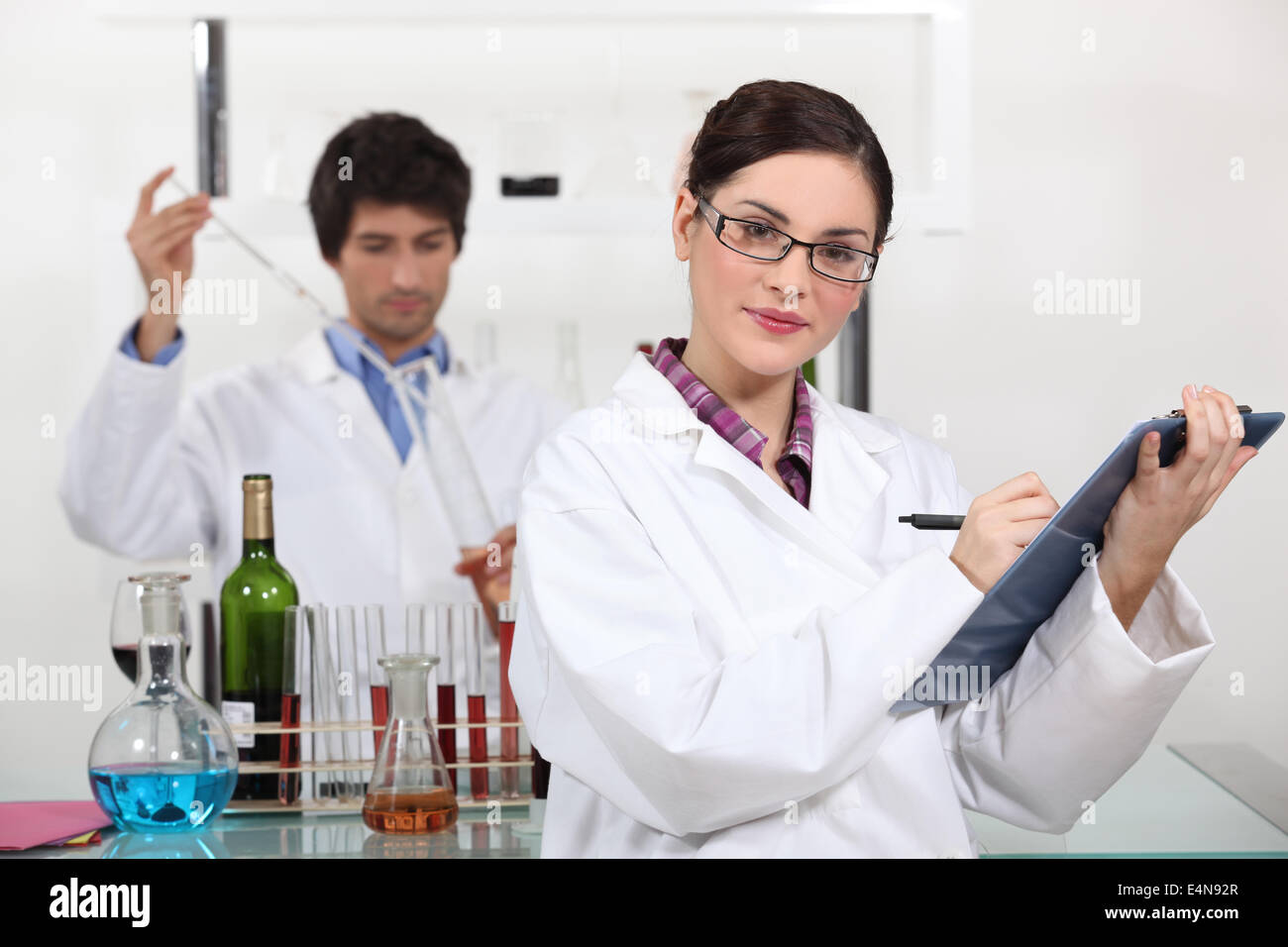 Laboratory workers hi-res stock photography and images - Alamy