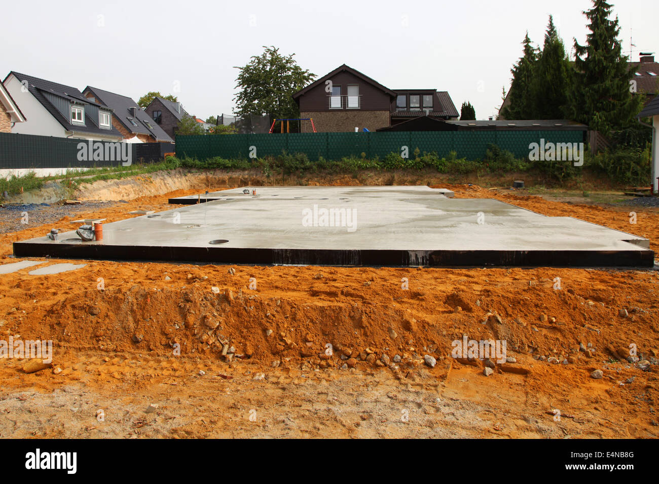 New build house foundation flooring hi-res stock photography and images ...