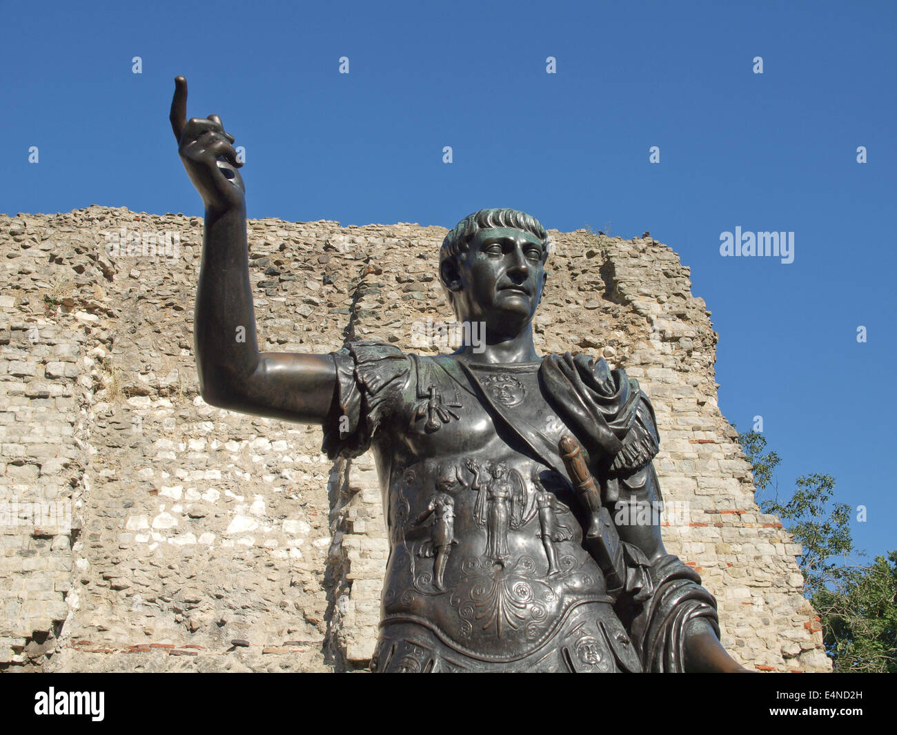 Emperor Trajan Statue Stock Photo - Alamy