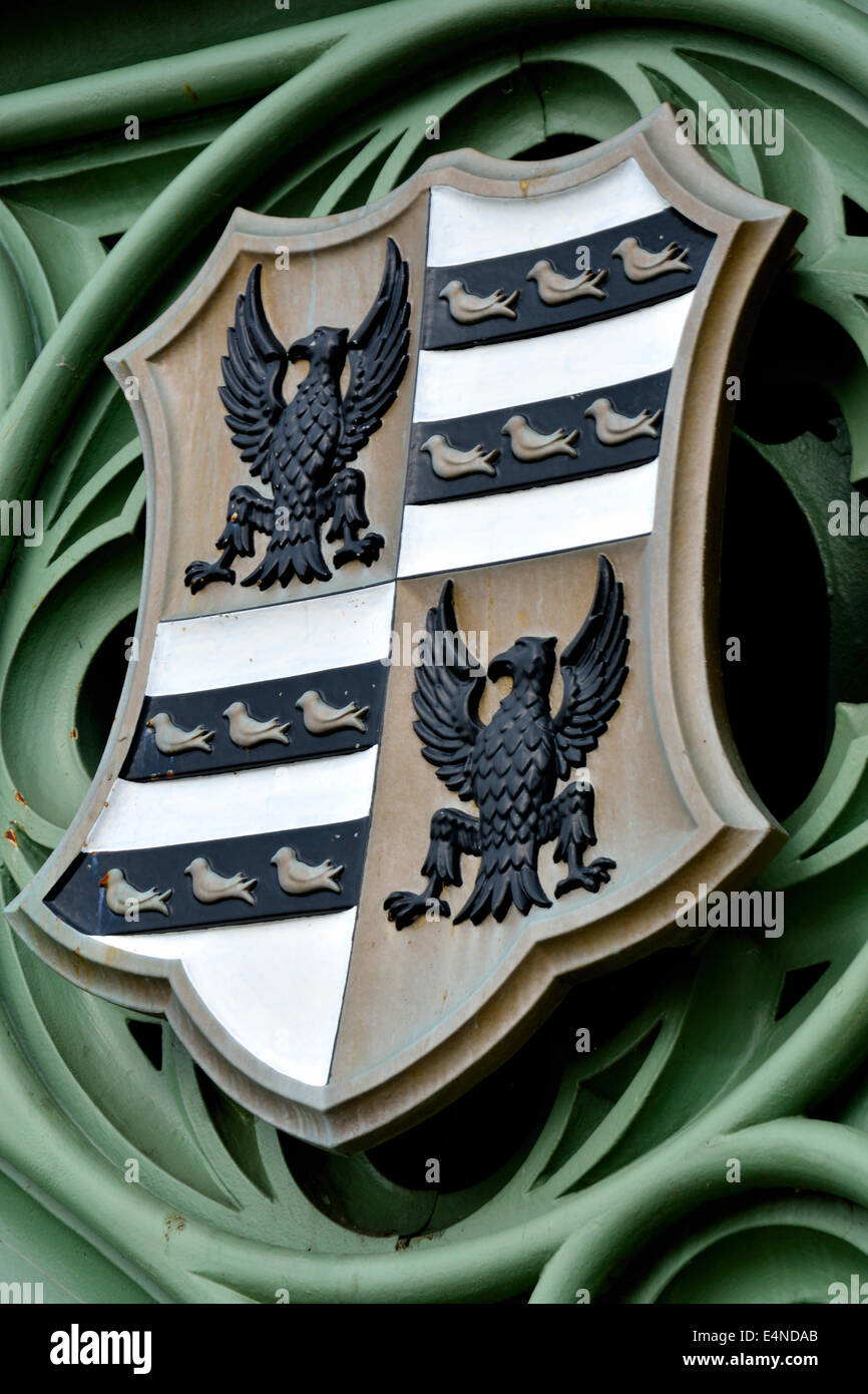 Heraldic shield hi-res stock photography and images - Alamy