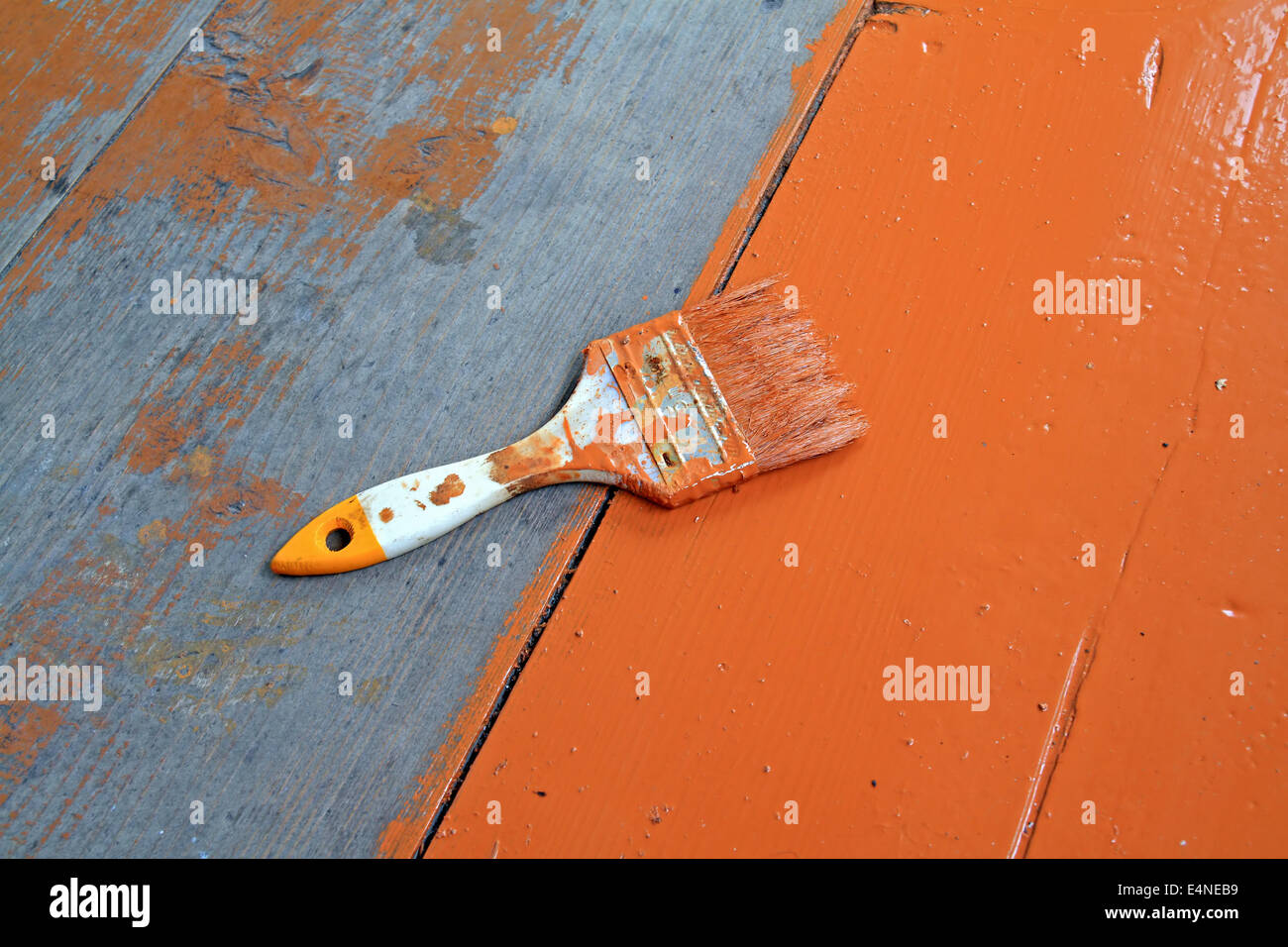 Wet dirty red metal hi-res stock photography and images - Alamy