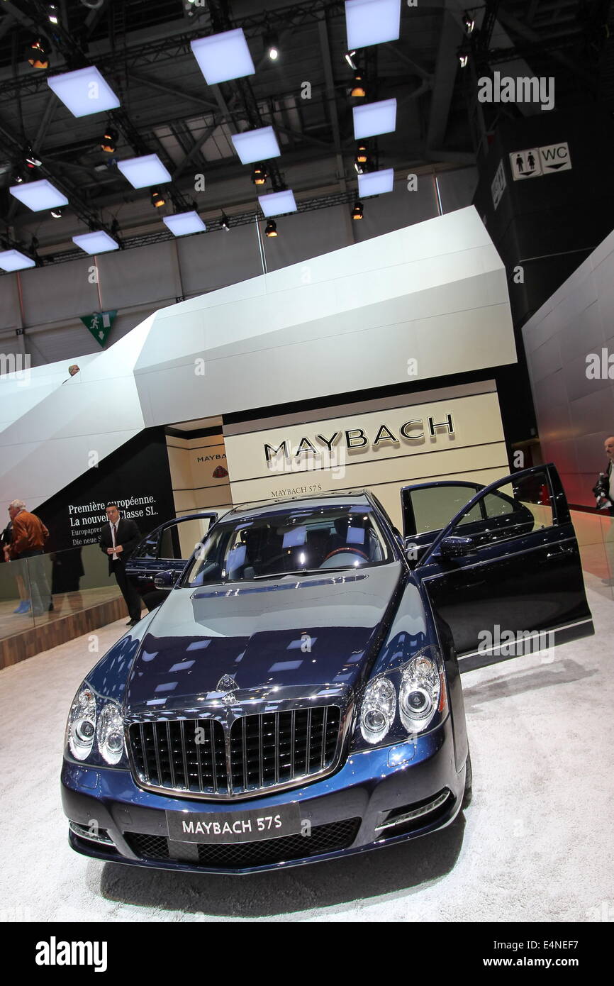 Wheel of maybach car hi-res stock photography and images - Alamy