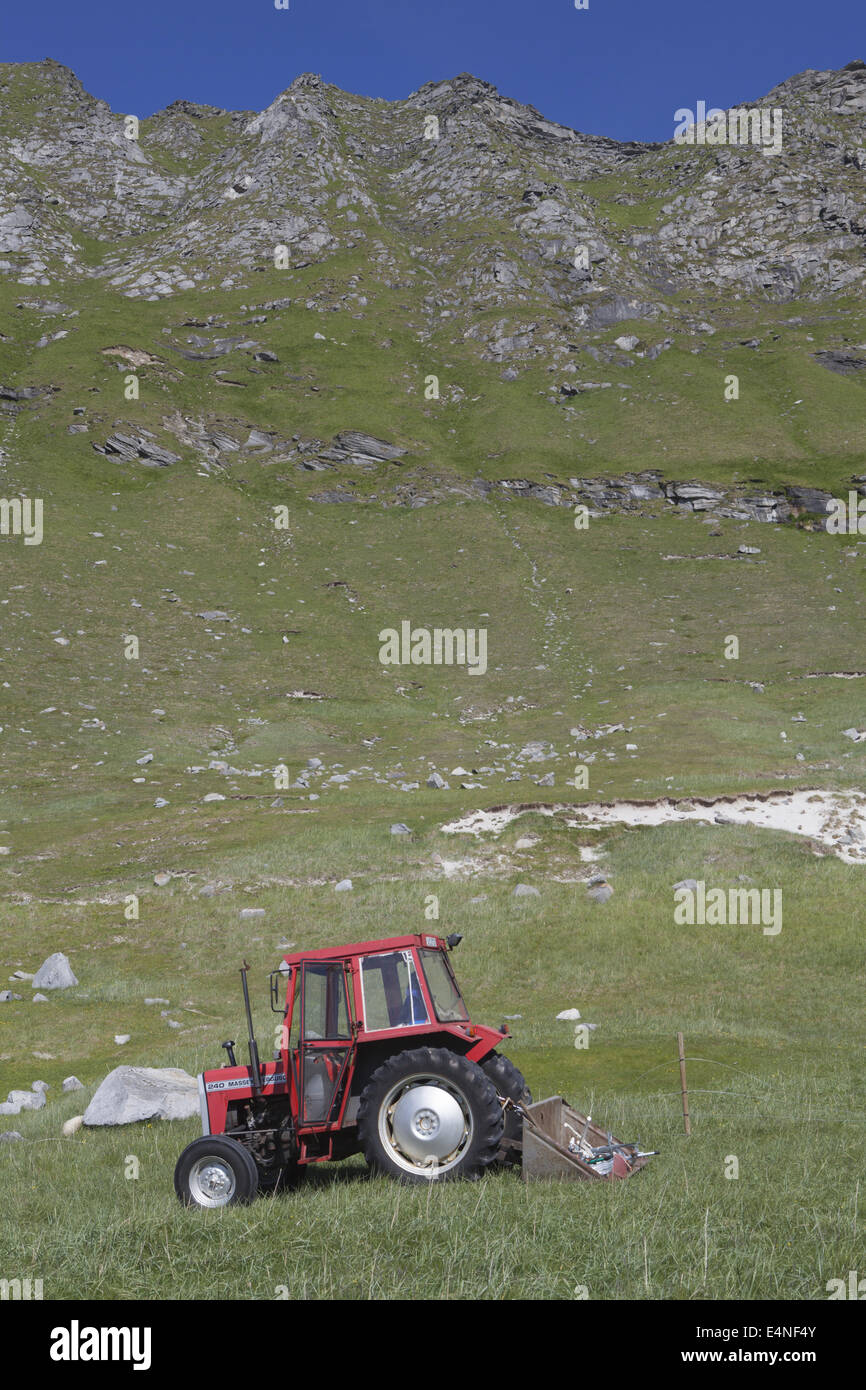 Tractor on the beach hi-res stock photography and images - Alamy