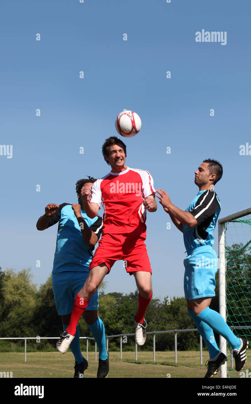 Football team playing men soccer hi-res stock photography and images ...