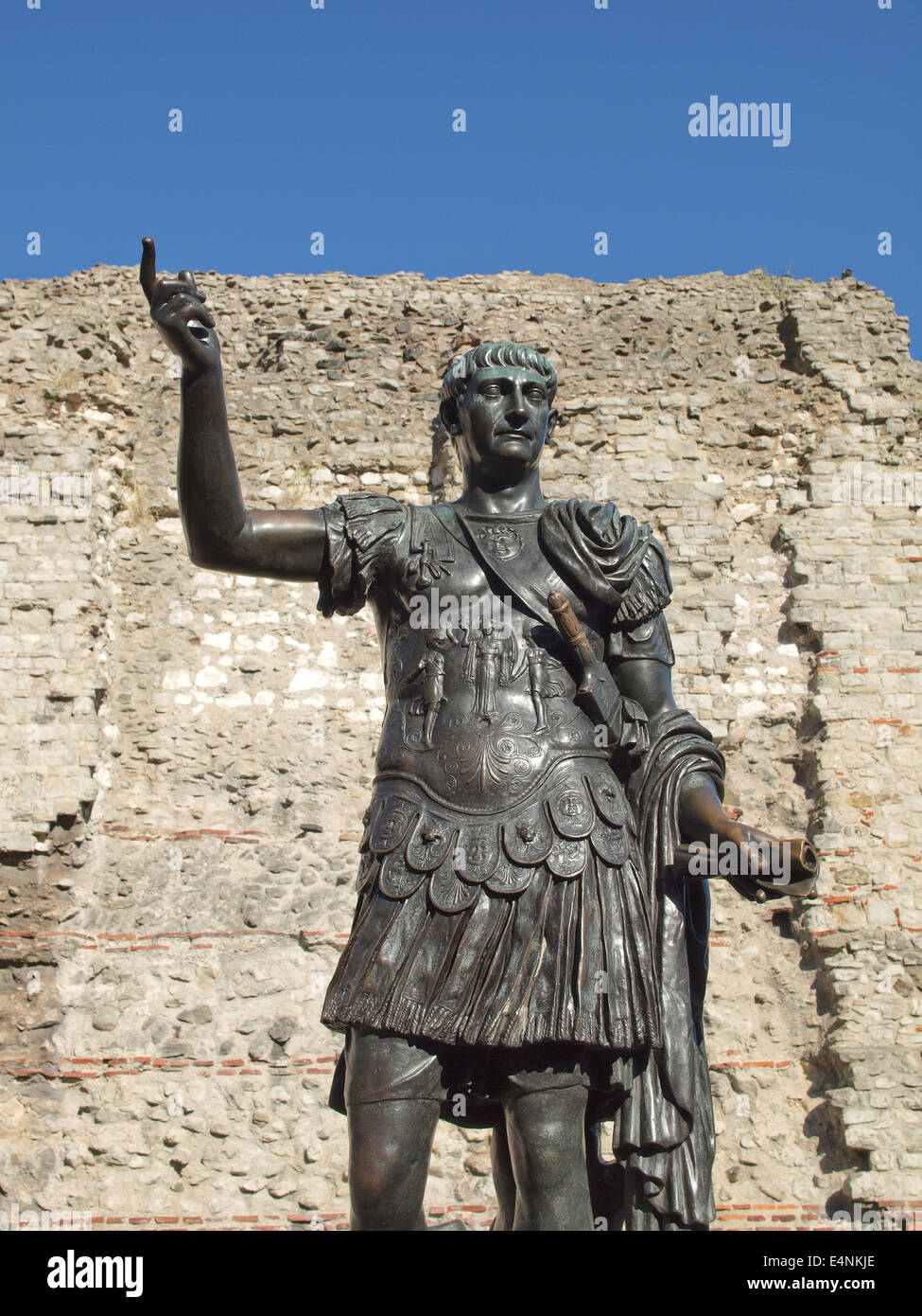 Emperor Trajan Statue Stock Photo - Alamy
